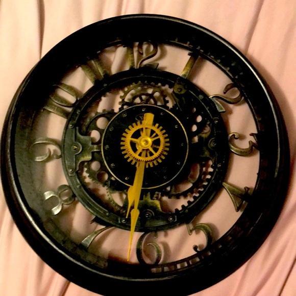 Wall Decor | An Old Vintage Steampunk Clock | Poshmark